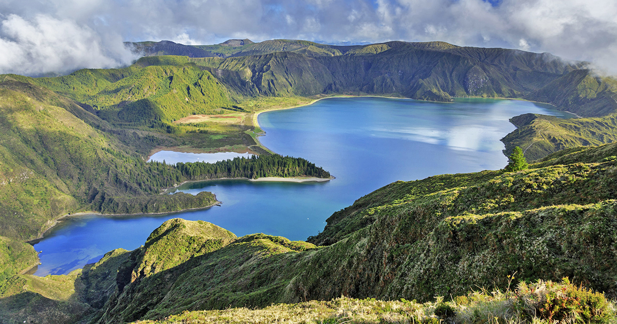 Ur askan reste sig Azorerna – Europas Hawaii – Kvällsstunden